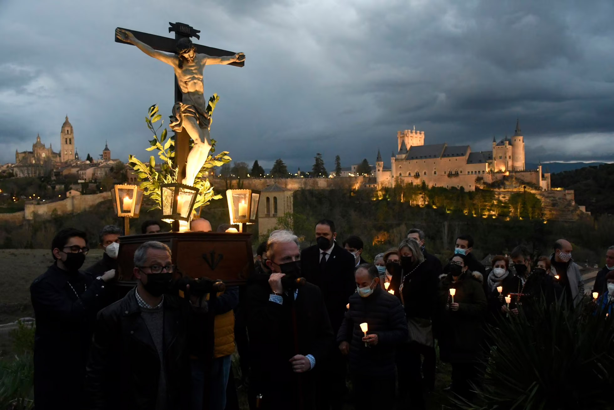 La Identidad De Los Crucificados En El Calvario: Lo Que Descubre Una ...